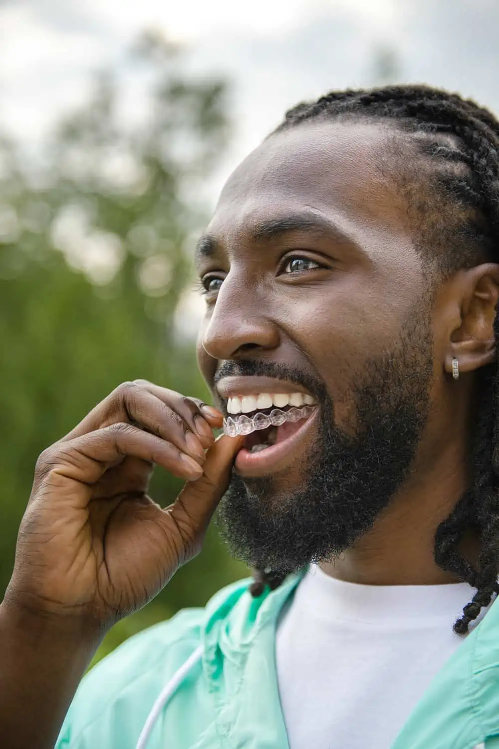 Invisalign Chewies: What are they and how do you use them?