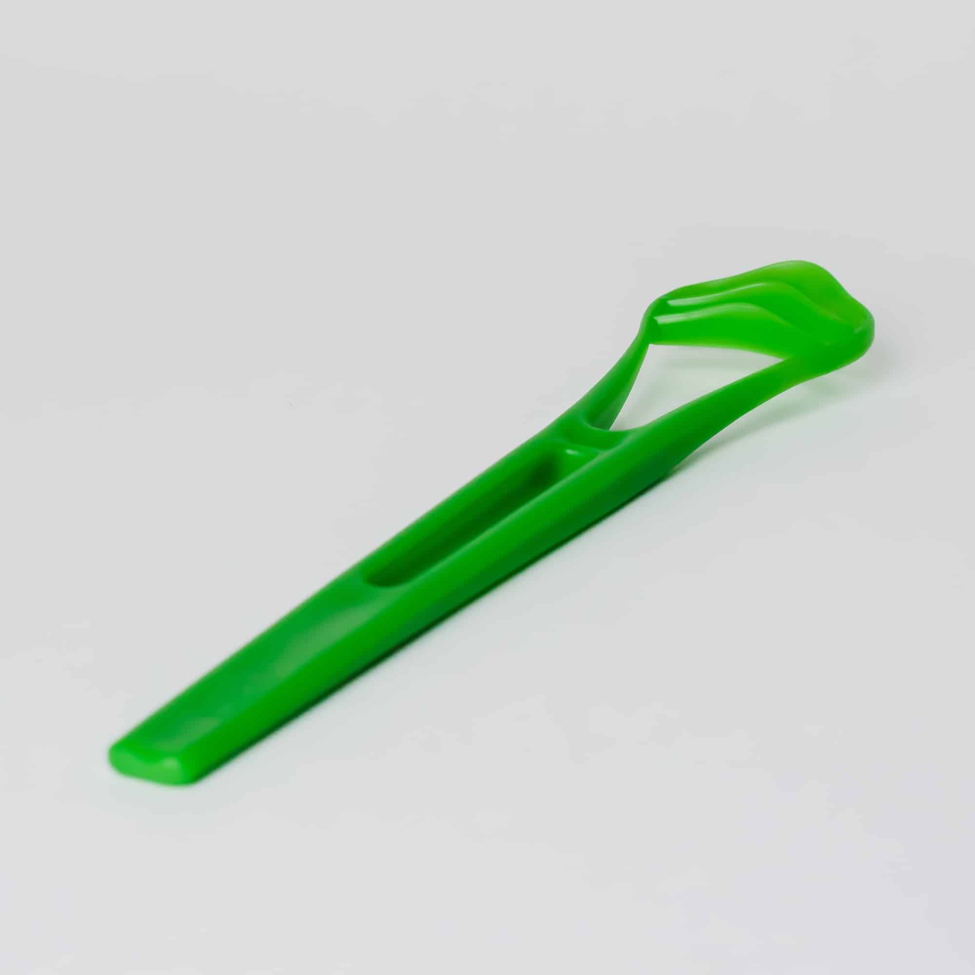 How to Use a Tongue Scraper and What's the Best One? - Dentaly.org