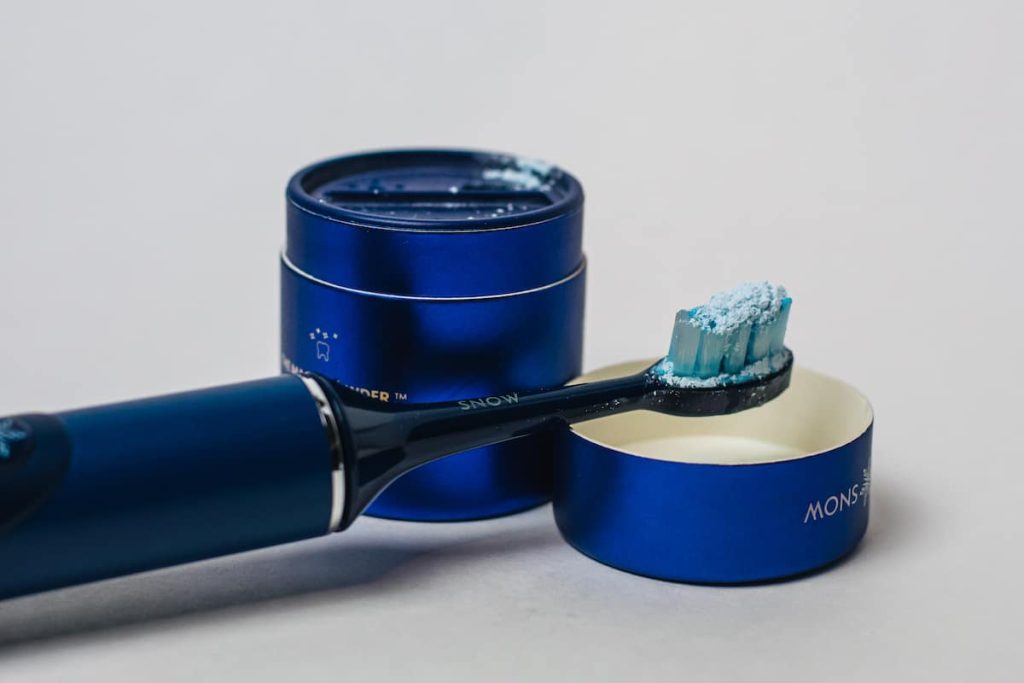 Snow Teeth Whitening Reviews: We Tried Snow — Here's Our Take ...